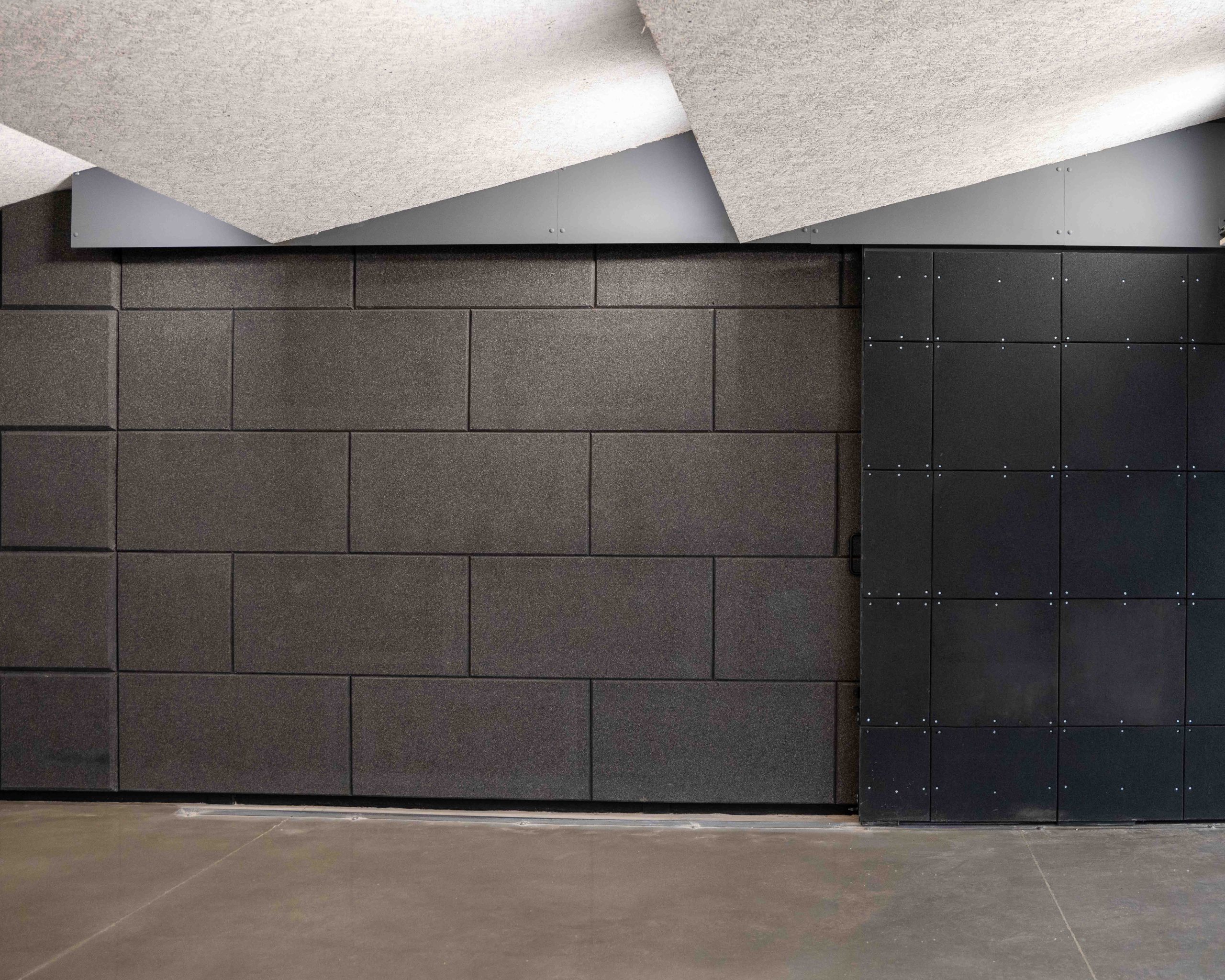 Rubber Berm Trap: Safe and Effective Bullet Containment